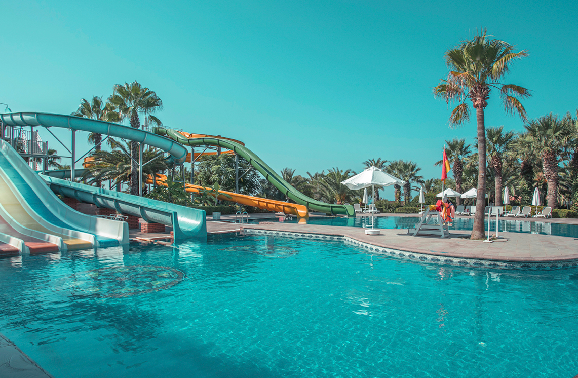 Beach & Pool | Paloma Oceana